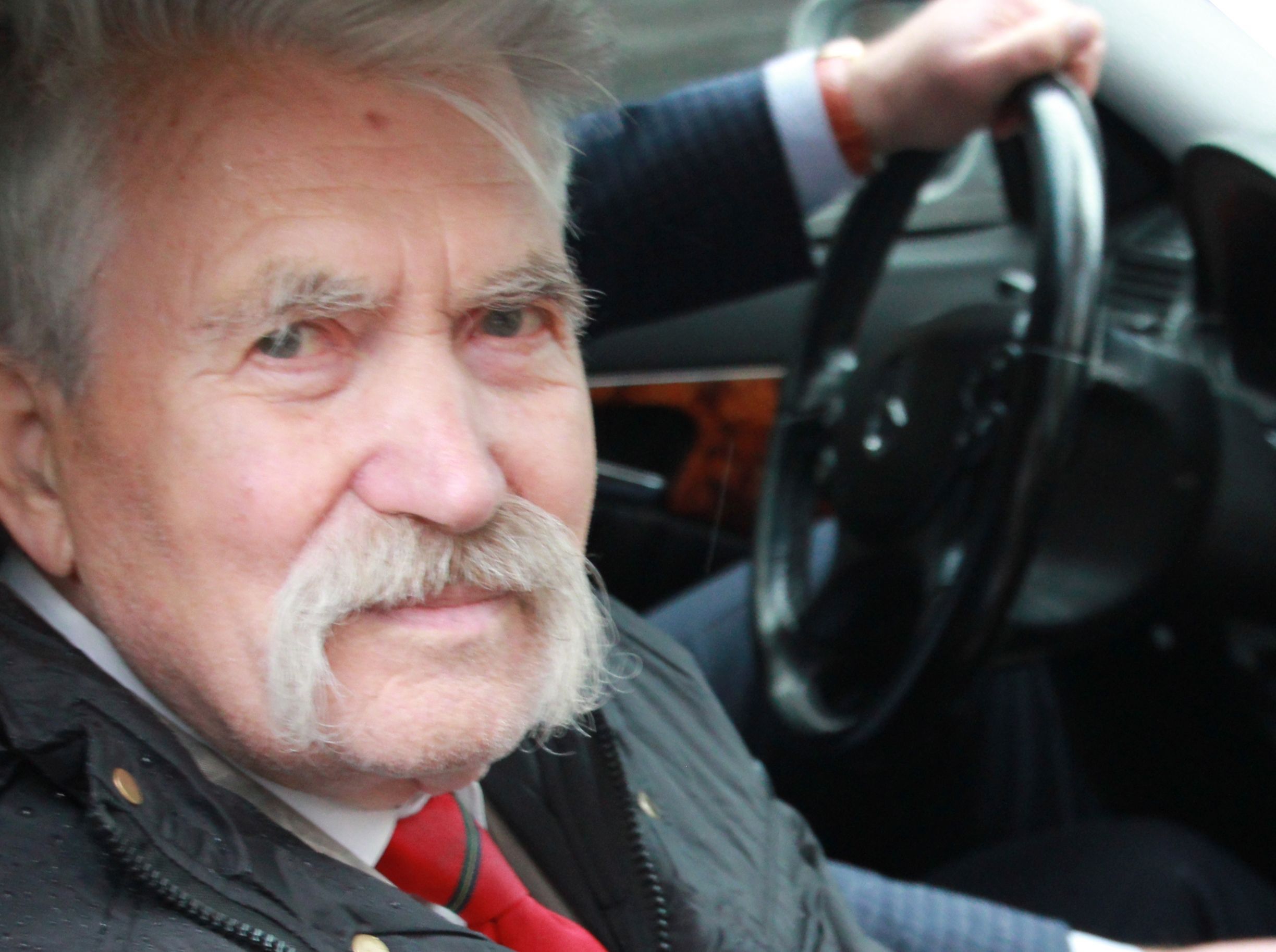Левко Лук'яненко: "Державі не потрібно, що ми думаємо. Сексотів уже не ...