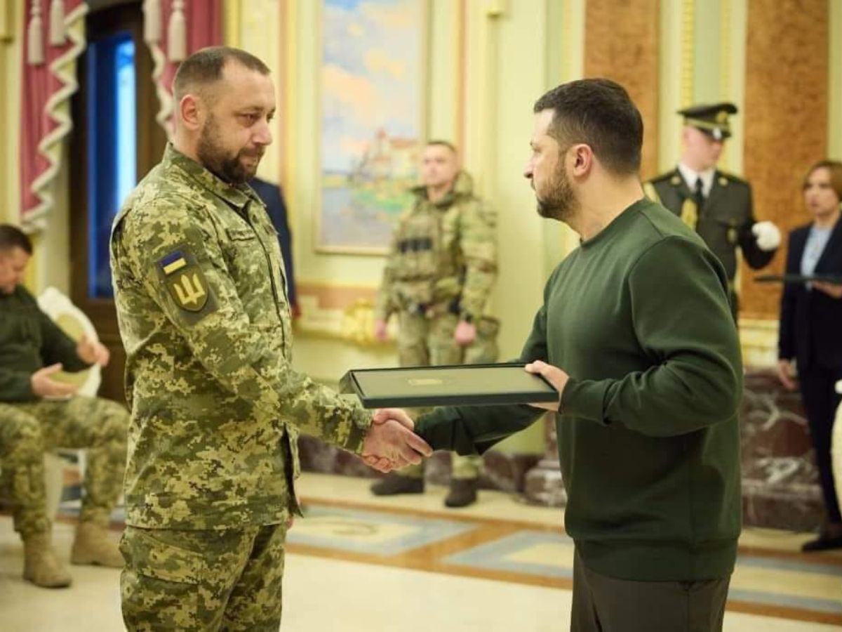 Олег Дуженький отримав відзнаку Президента України «Хрест бойових ...